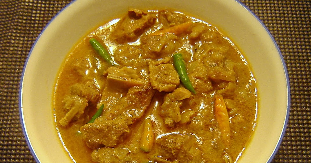 Rummana's Kitchen: Gorur Goster Rezala (Beef Rezala)