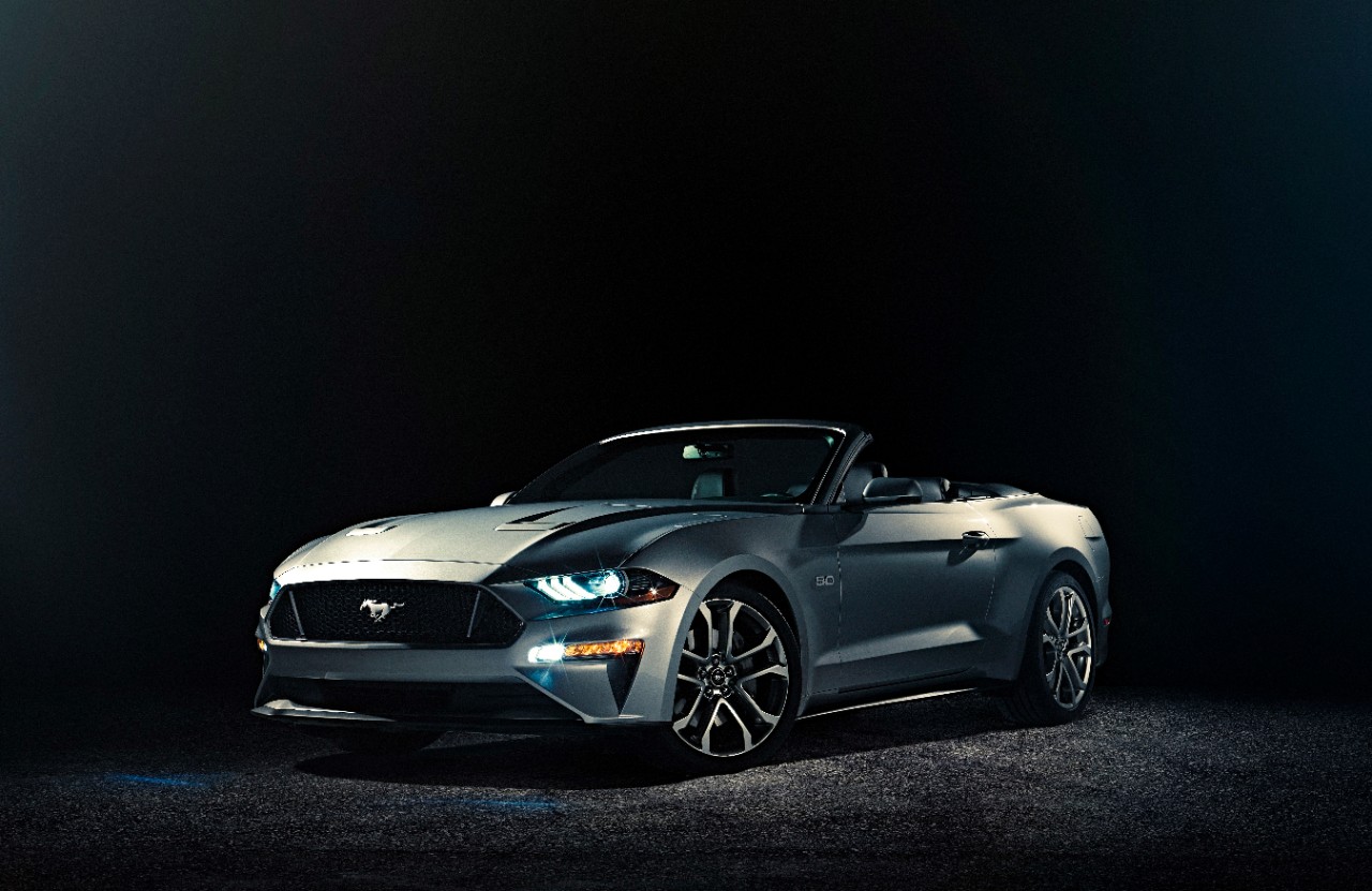 Ford Mustang Convertible unveiled in US - MotorZest