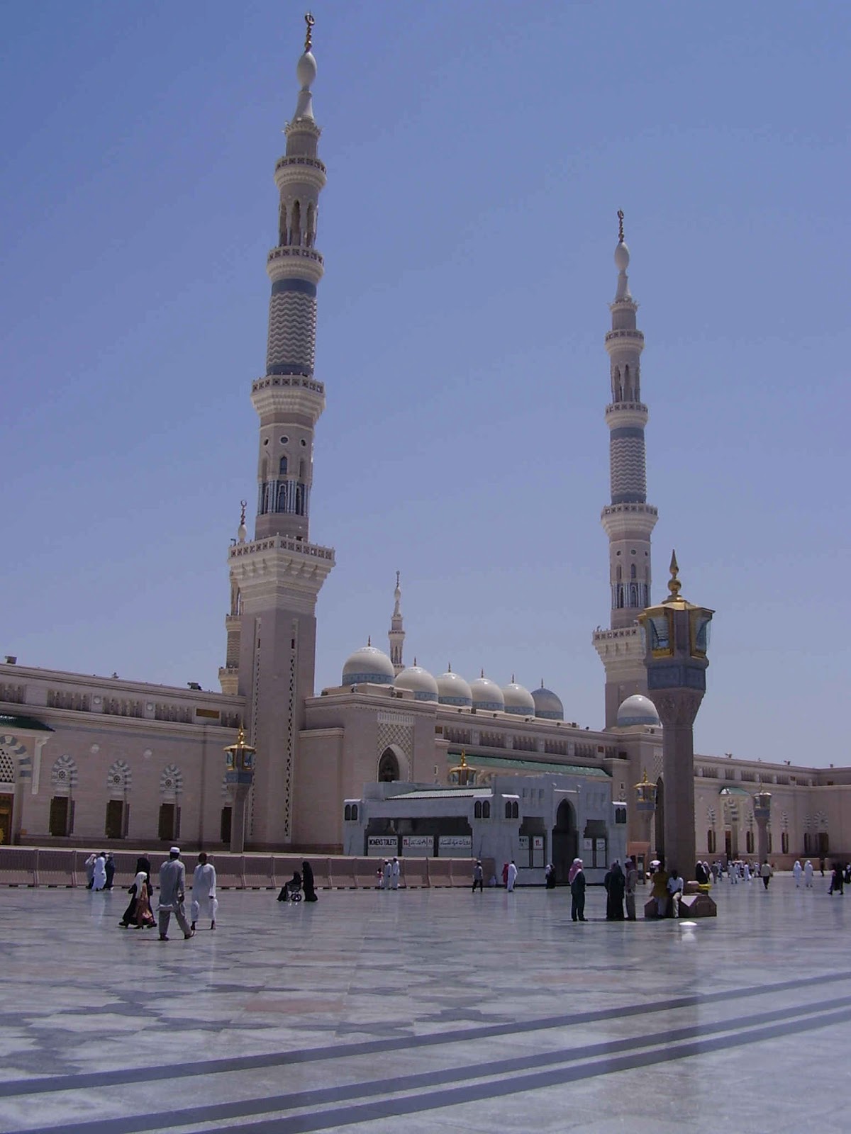 Islami Talimaat: Masjid e nabvi Pictures - Holy Prophet's Masjid