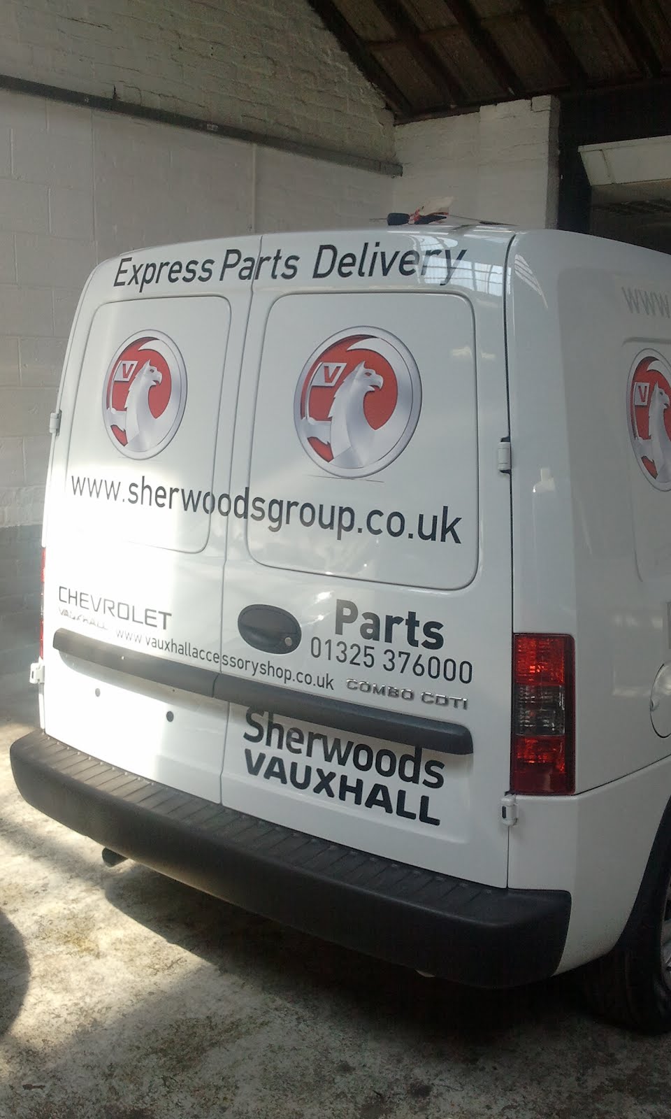 The Green I Signs Blog: Sherwoods Vauxhall Combo parts delivery vans ...