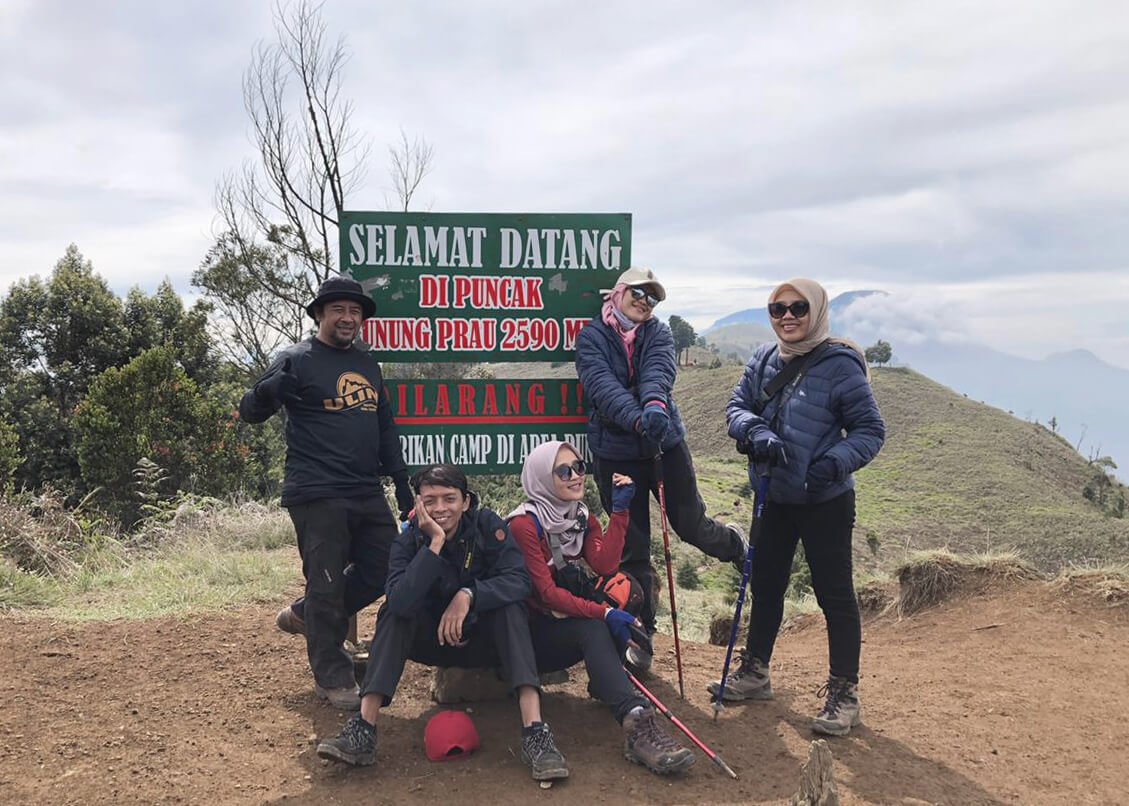 Selain Sunrise, 6 Spot Foto Di Gunung Prau Ini Gak Kalah Indah Loh