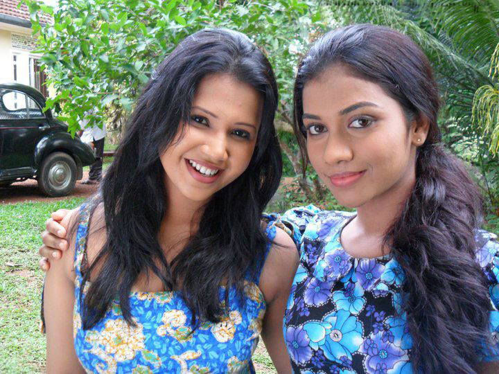 lihihinilanka: Ama tele drama