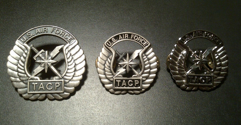 THE USAF RESCUE COLLECTION: USAF TACP Beret Badge Set