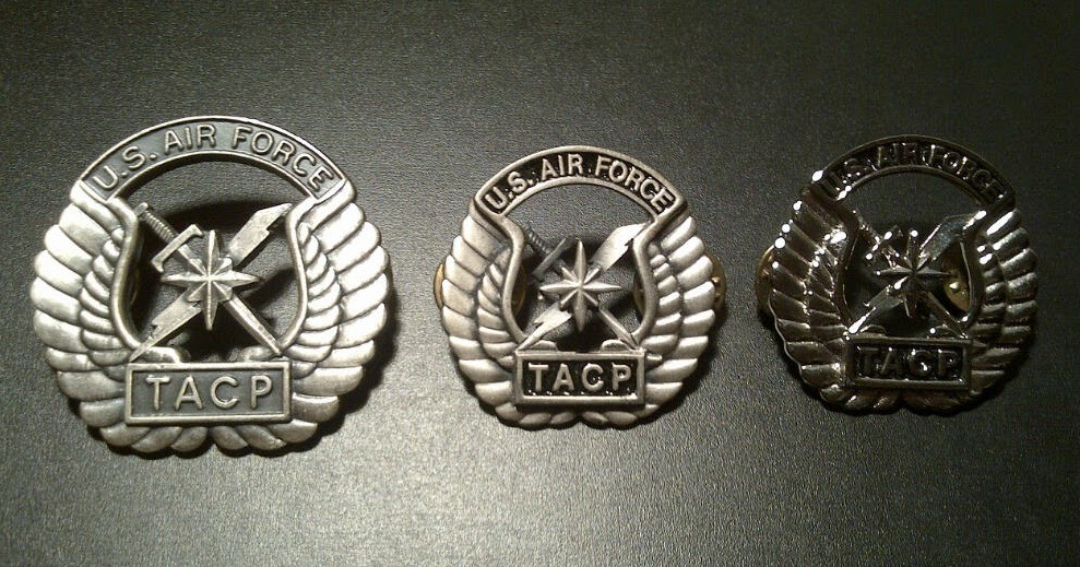 THE USAF RESCUE COLLECTION: USAF TACP Beret Badge Set