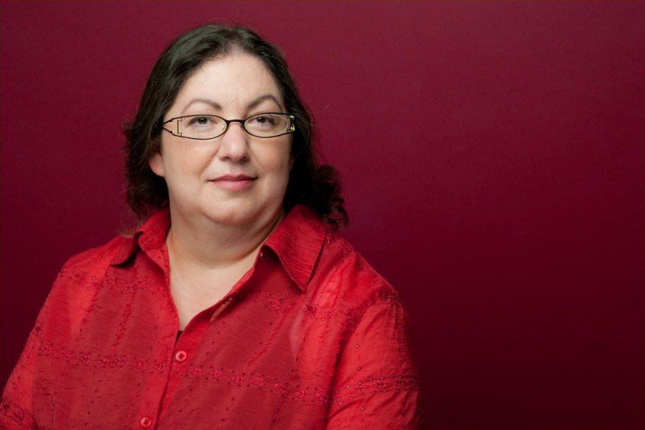 Interview with author Julia Phillips Smith - Ramblings of a Coffee ...