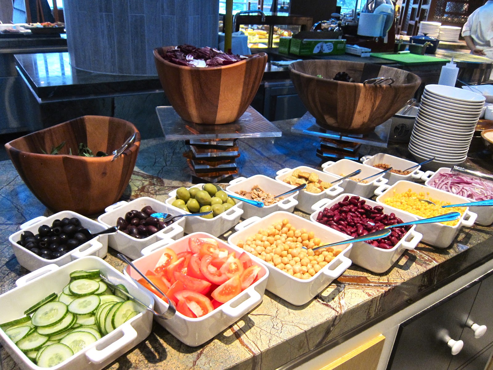 Sharing all the good eats in Singapore!: New Restaurant: edge - Buffet ...