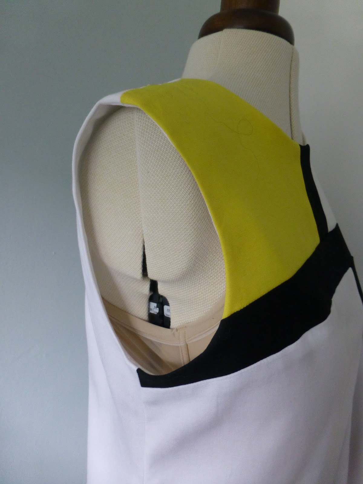 mags creative meanderings: Great British Sewing Bee Colour Blocked Dress