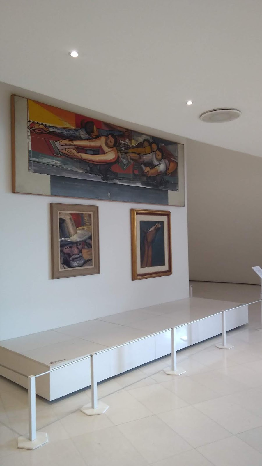 Museo Soumaya. Vestíbulo, Instalaciones y Alrededores