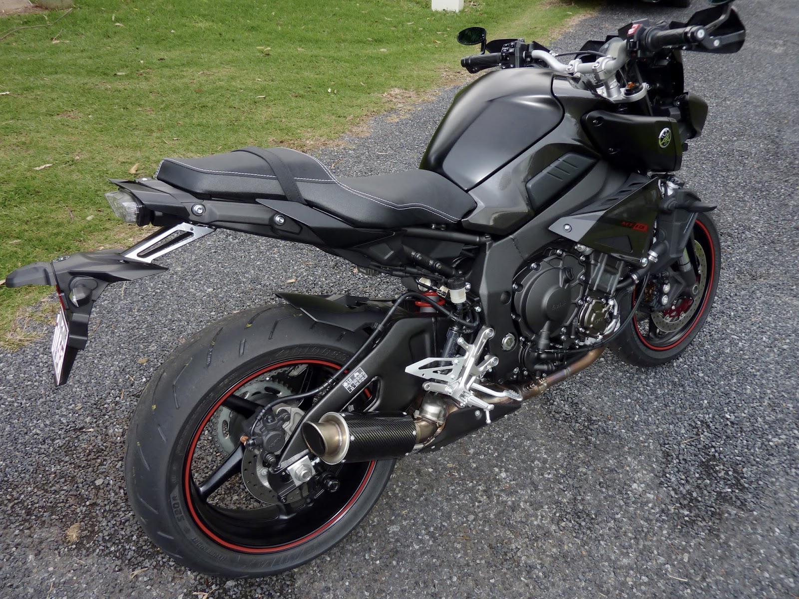 BikeTech7: Yamaha MT-10 First Ride.