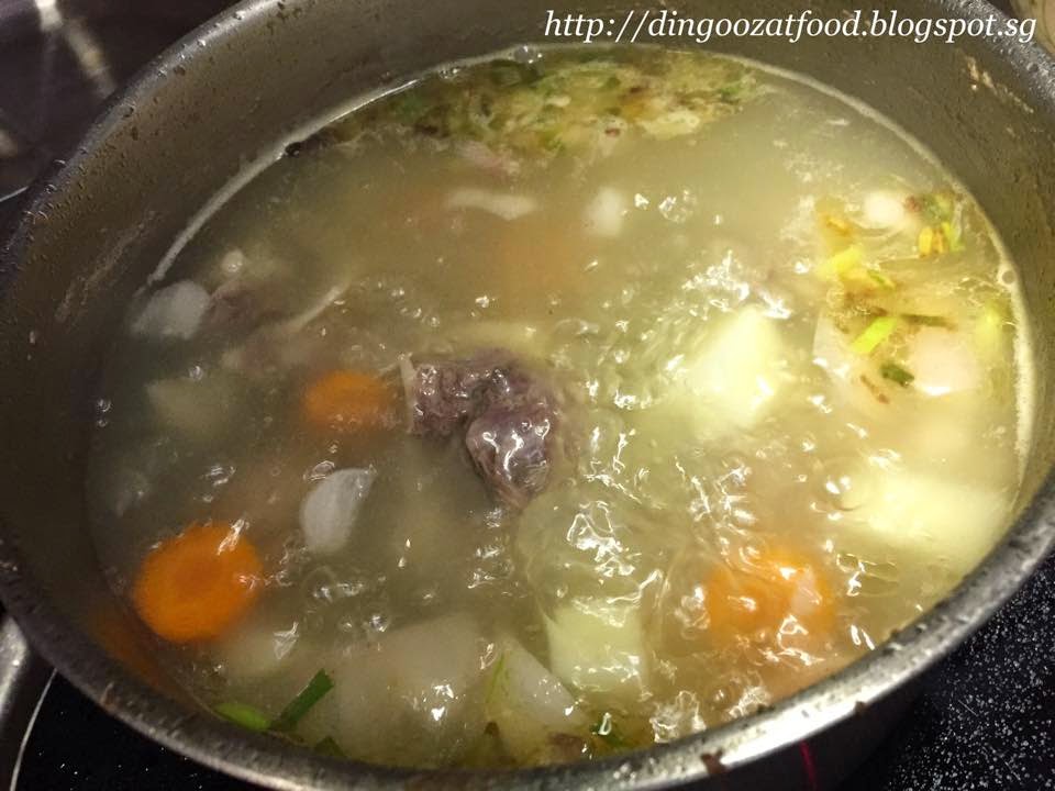 Miki's Food Archives : Indonesian Sup Buntut (aka Oxtail Soup) 印尼牛尾汤