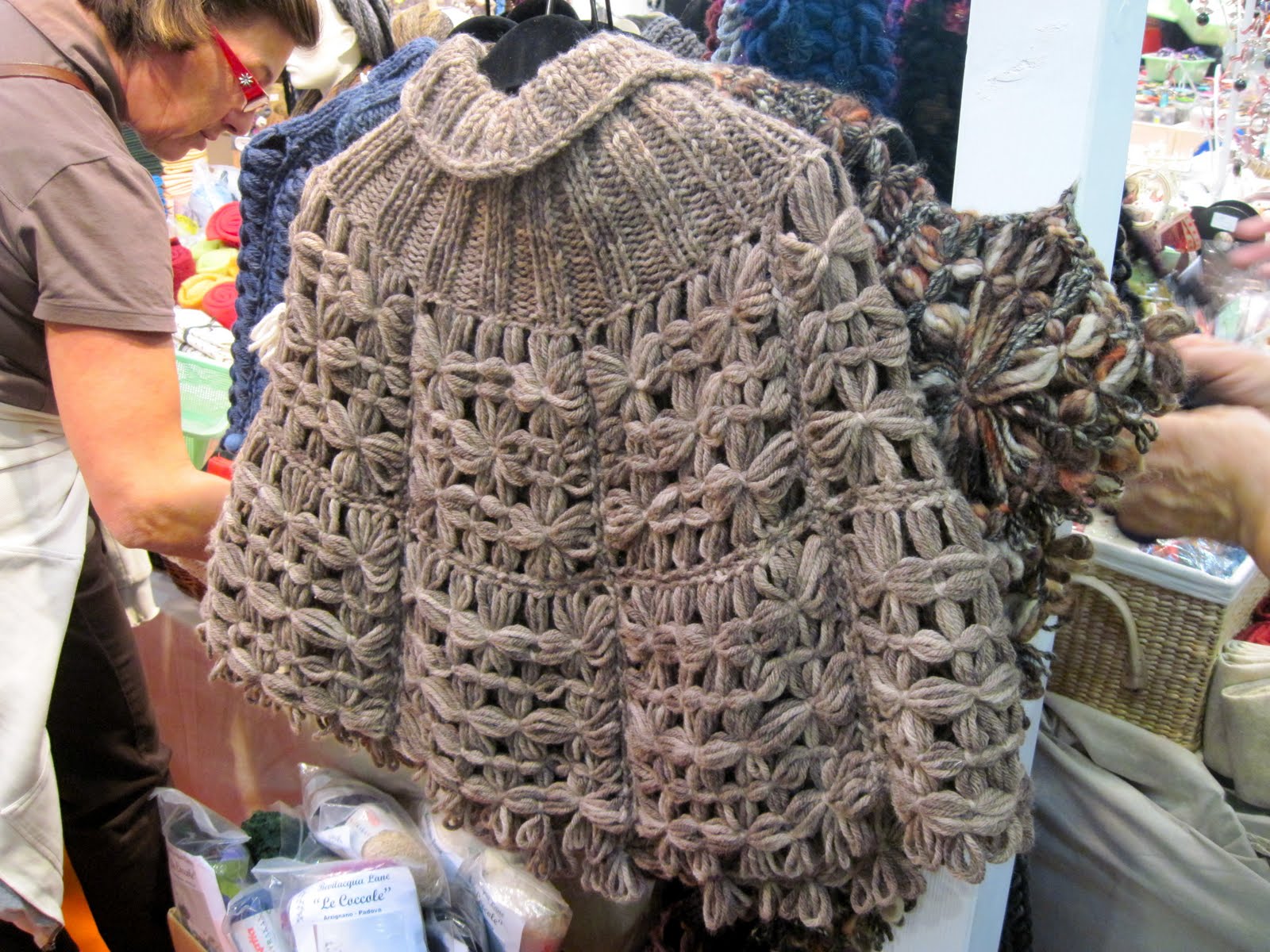 Le cose di Mys@.. Maglia, Uncinetto, Telaio, Tutorial e... : Il Poncho ...