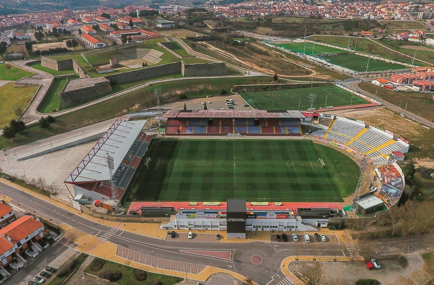 O Complexo Desportivo do Grupo Desportivo de Chaves - Valentes ...