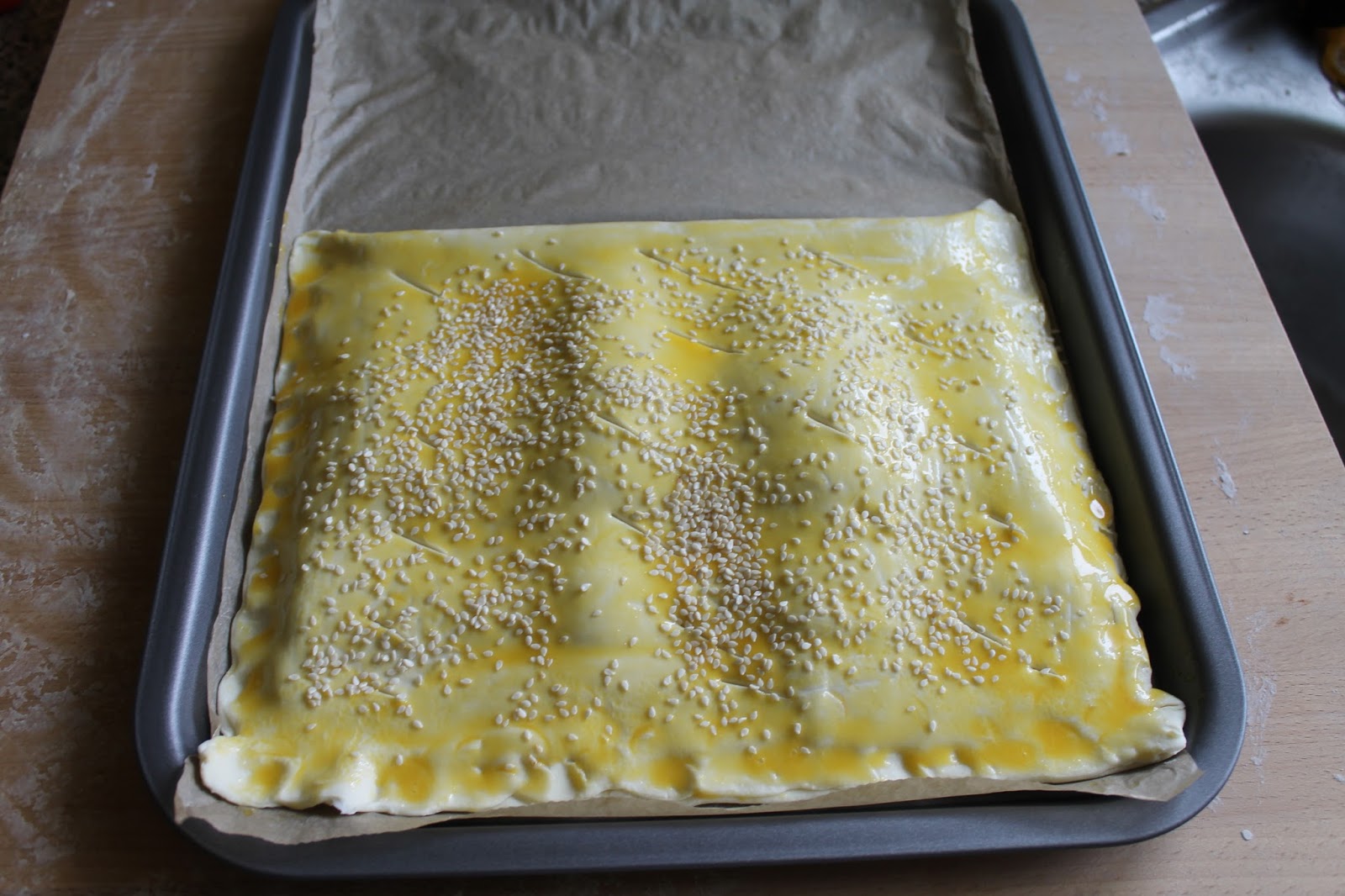 Recipe : Puff Pastry Parcel with Ham and Cheese Slices