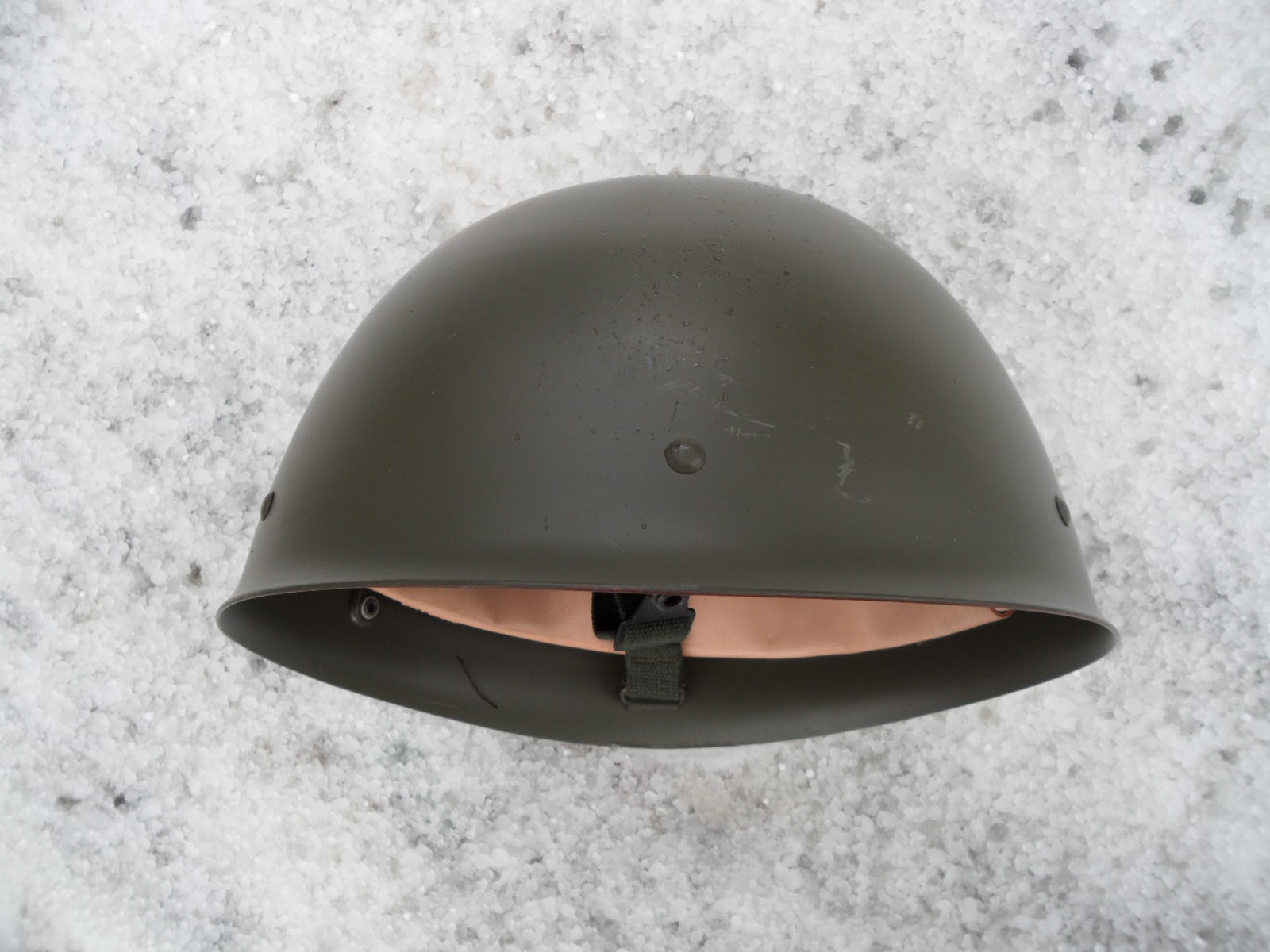Four Bees: Svenska M 37 Stålhjälm, Swedish M 37 Steel Helmet M37/65