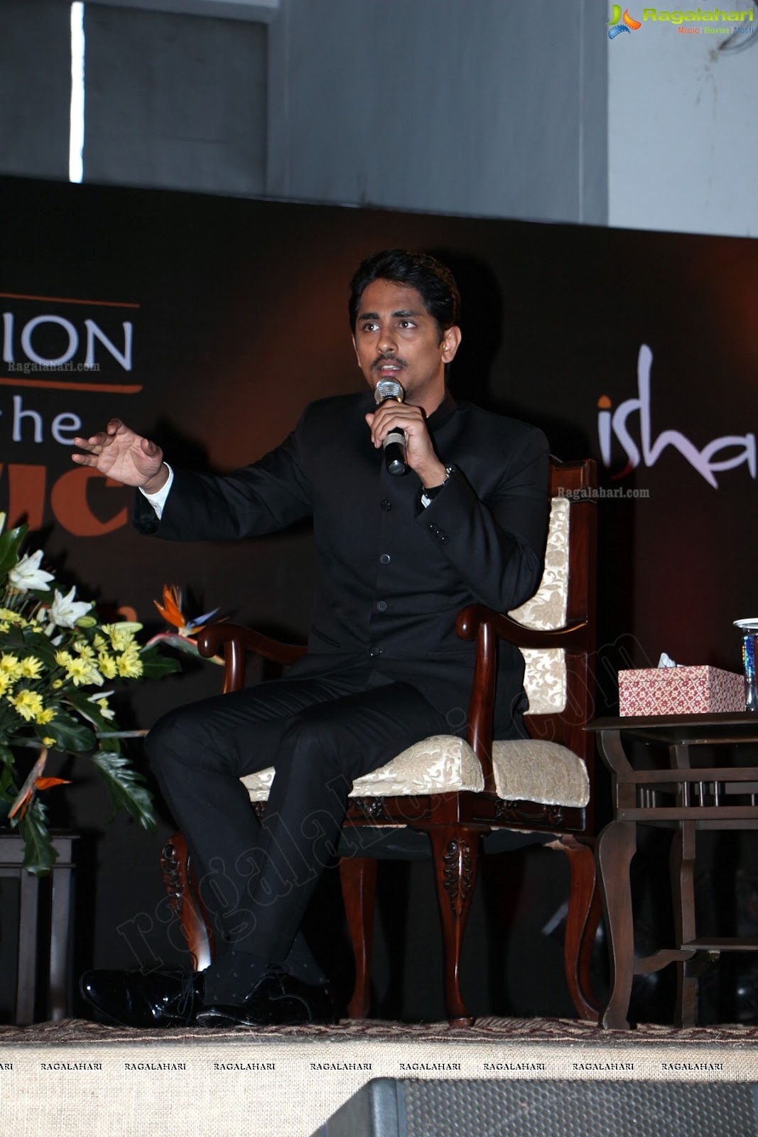 Siddharth Fanpage: In Conversation with the Mystic - Actor Siddharth ...