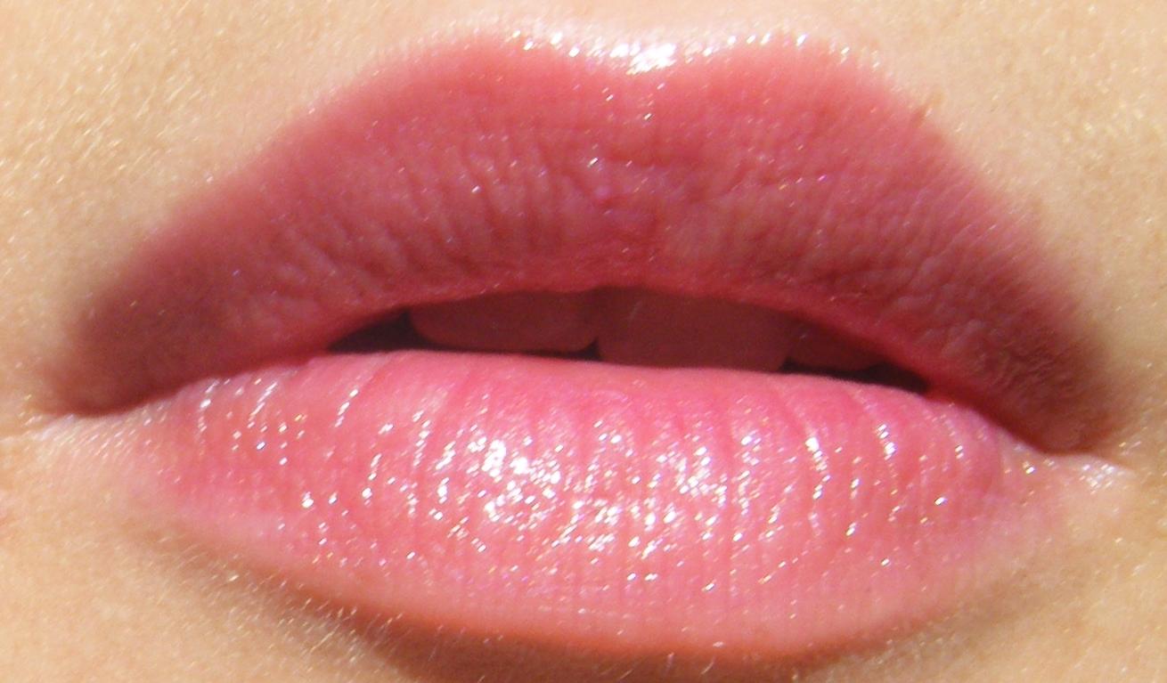 Journal d'une beauty paresseuse: Rouge Caresse et Shine Caresse de L ...