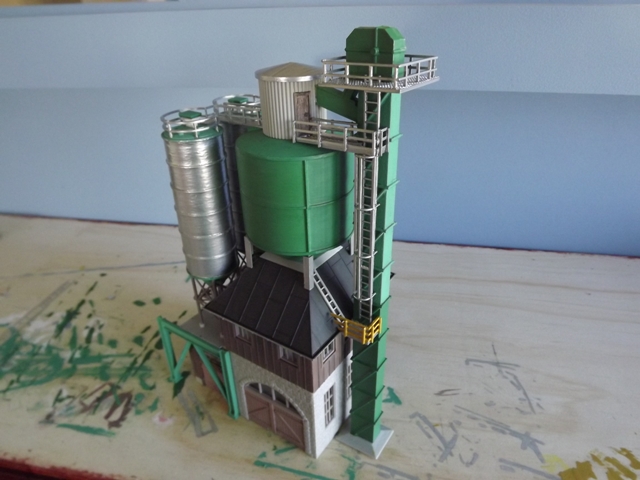 Philden Model Railway presents...: Cement Works Part Three