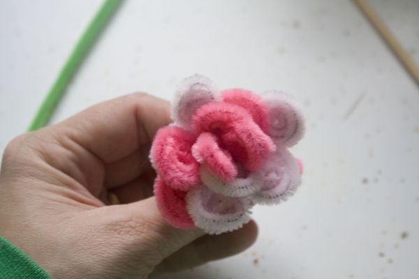 How to Make Pipe Cleaner Flower Rings - Life with Moore Babies