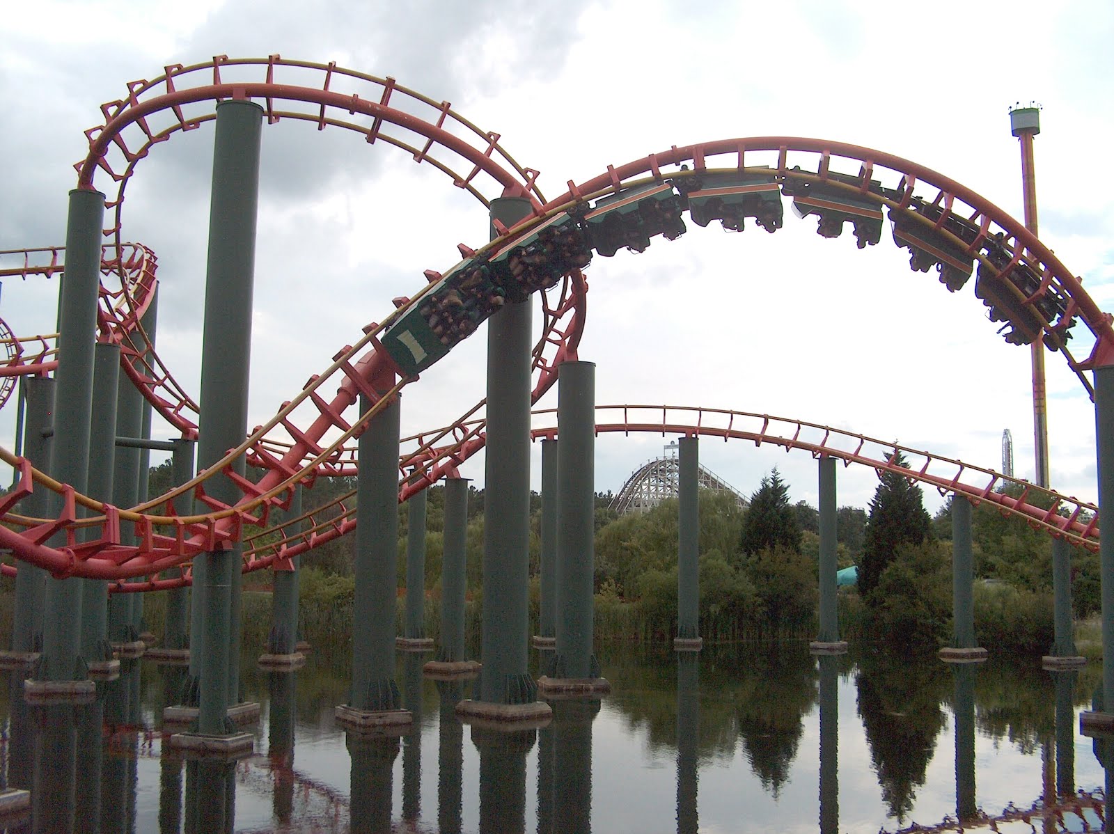 MidwestInfoGuide: Paramount's Kings Dominion