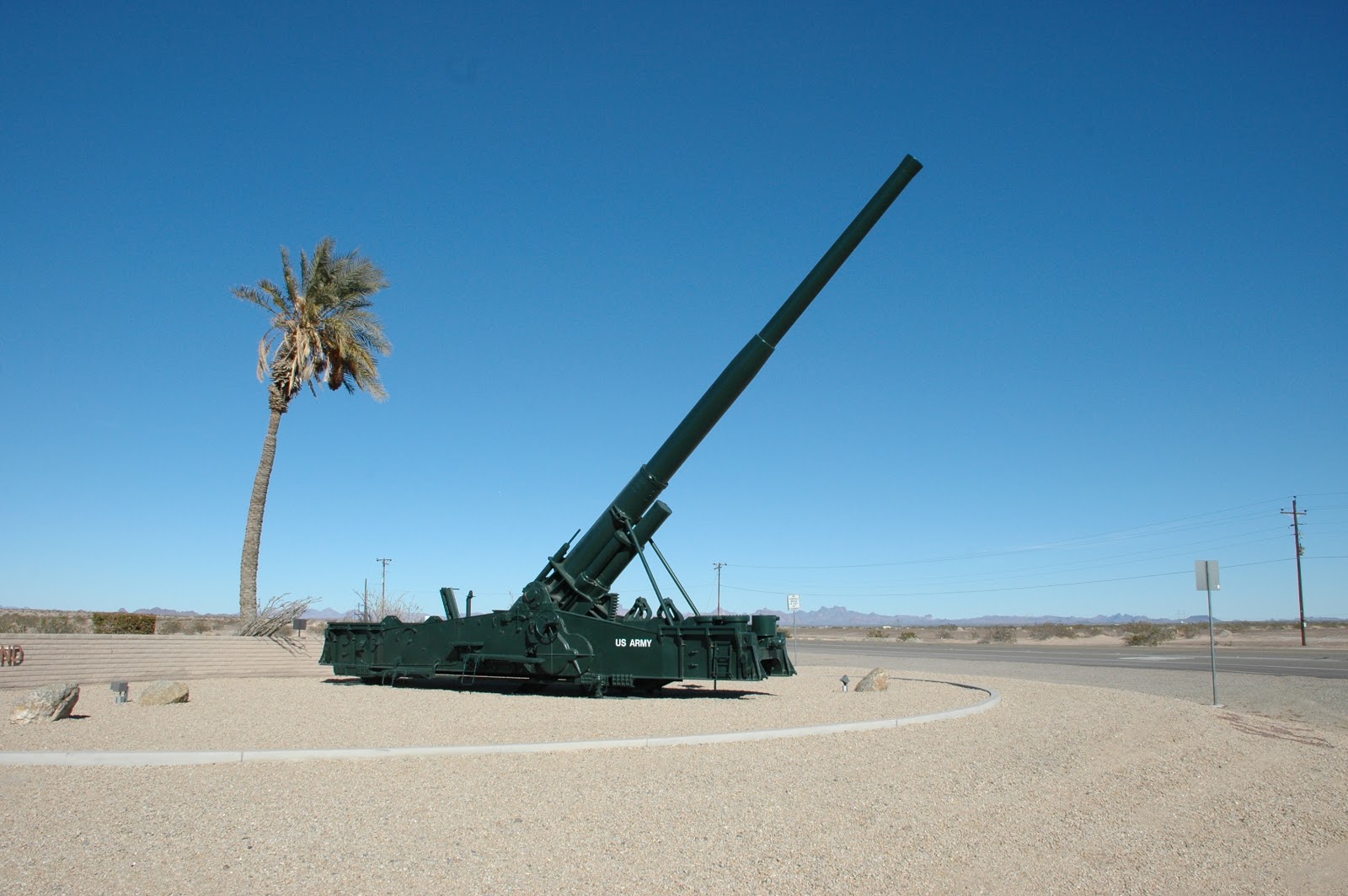 Patrick Tillett: The Atomic Cannon - Desert Oddity