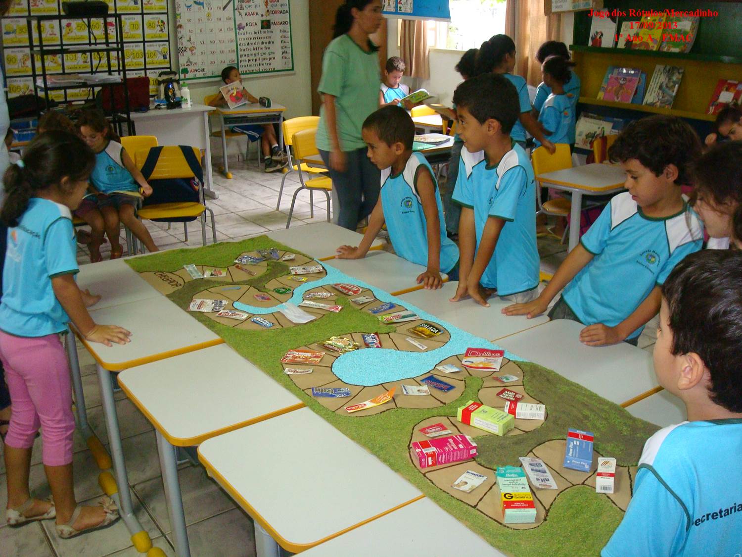 valdeca_crianças2013: Jogo dos Rótulos/Mercadinho
