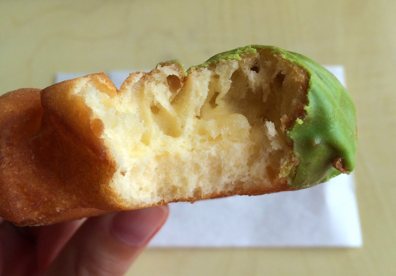 Kranz Ring Matcha From Mister Donut / ミスタードーナツのクランツリング 抹茶 ~ I'm Made of ...