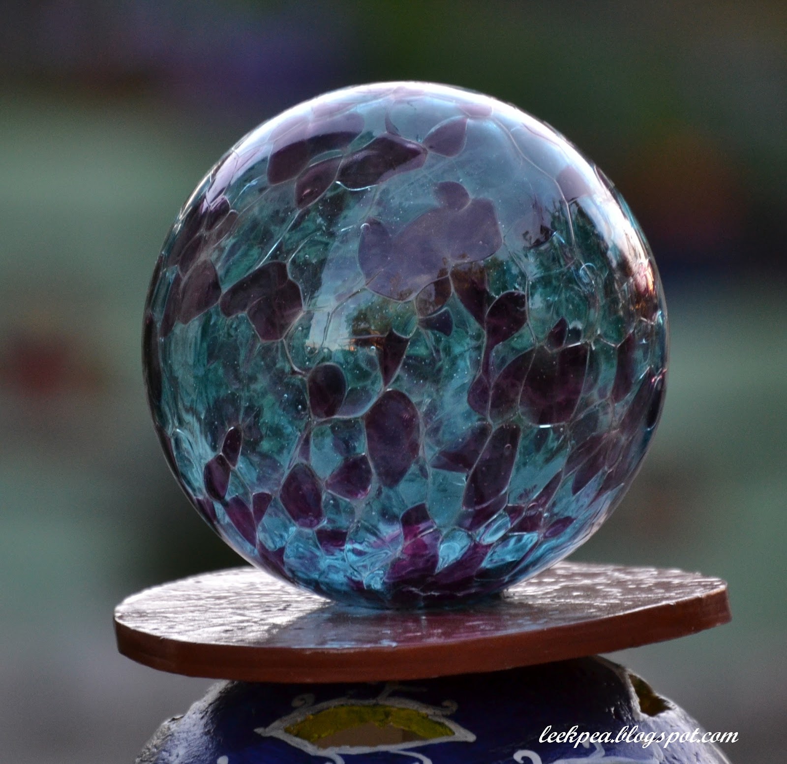 Leekpea: Aia lillepostament