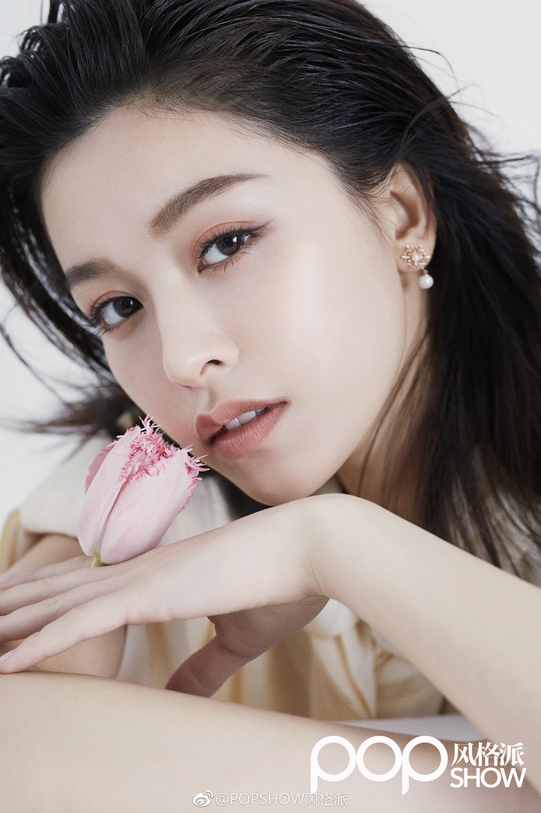 China Entertainment News: Janice Man poses for photo shoot