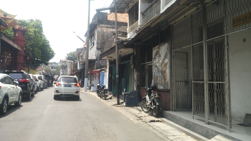 Mengenal Gaya Bangunan di Jalan Rajawali, Denyut Nadi Kejayaan Kota ...