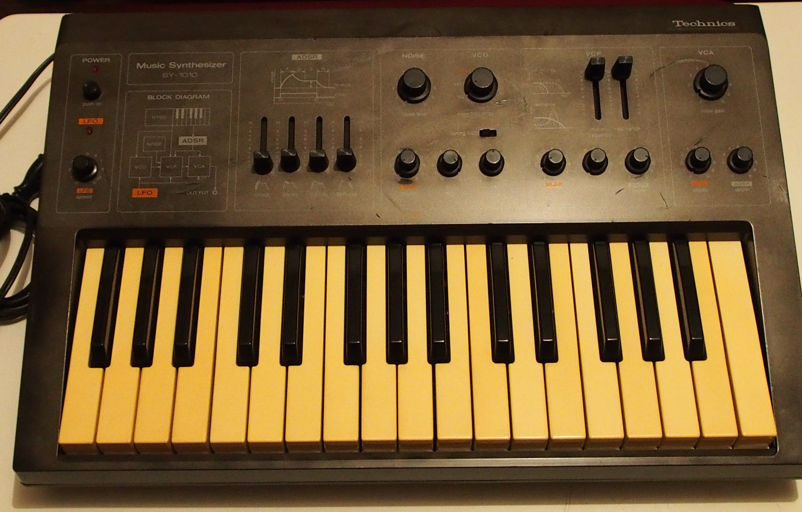 MATRIXSYNTH: TECHNICS SY 1010 VINTAGE JAPANESE SYNTHESIZER SN CA7K14A 067