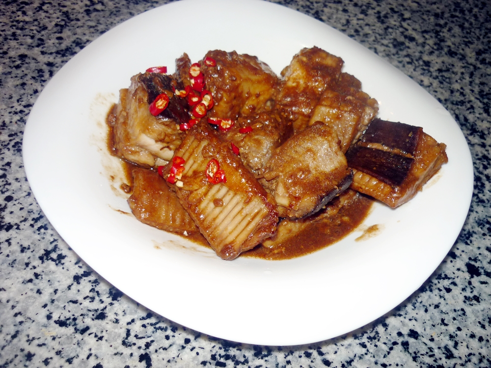 aunty celia's family meals: Stir fried stingray with taucu sauce
