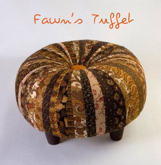 Sew what's cooking with Joan!: Miss Muffet sat on her Tuffet!