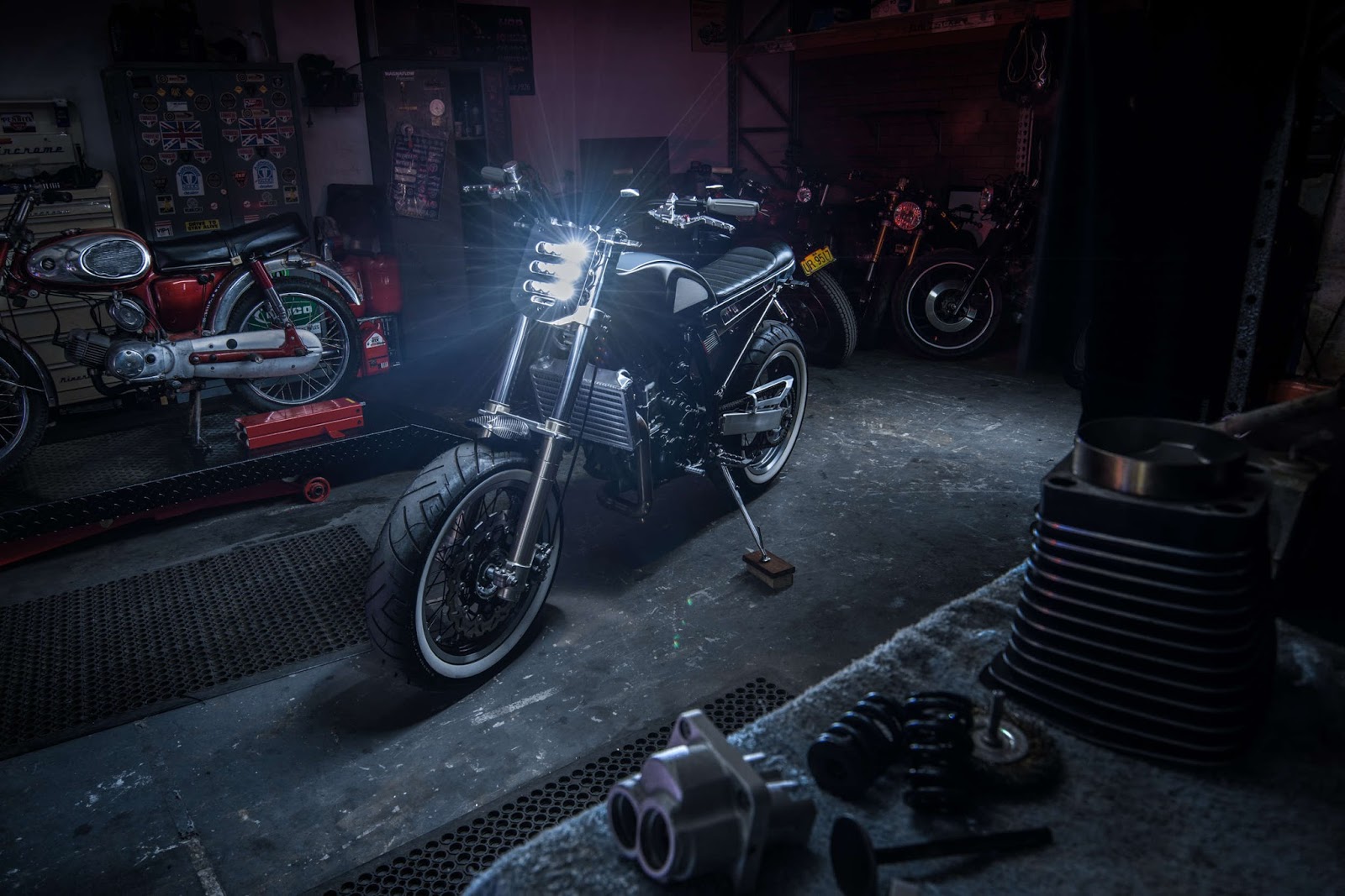 "The Hooligan" DRZ400 / Rogue motorcycles