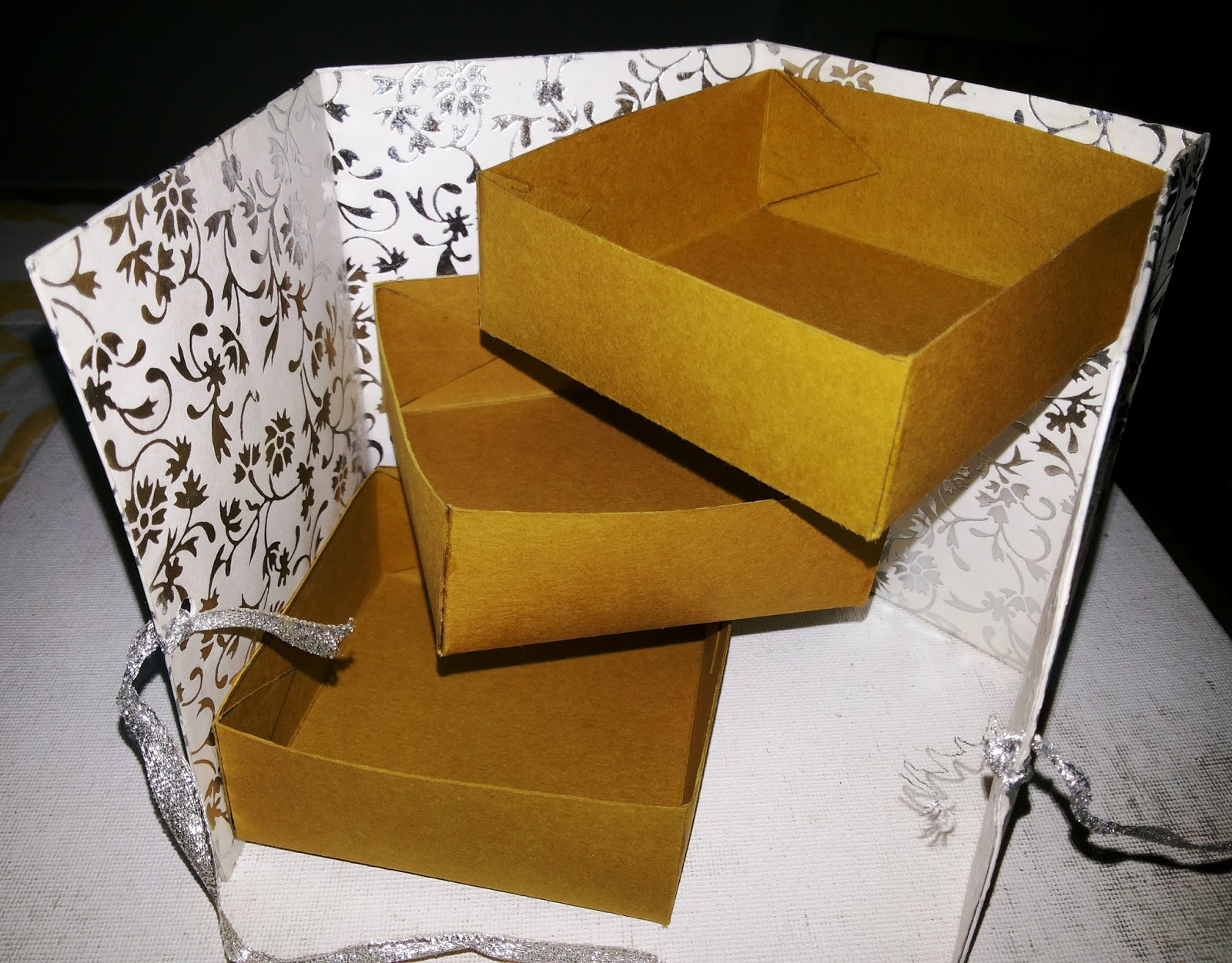 VREnchanted Color, Craft & more....: 3 Layer Gift Box