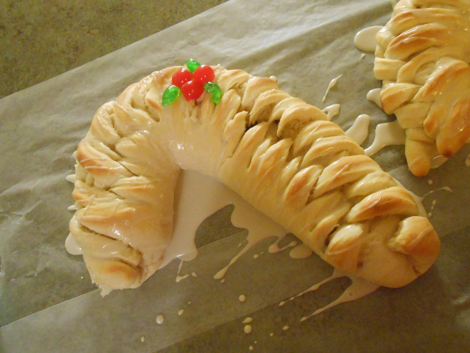 Candy Cane Streusel Coffee Cake (she: Jana) - Or so she says...