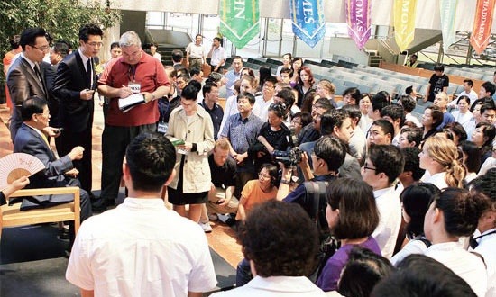 Shinchonji and Faith: WAVE news (US) with the pastor Man Hee Lee