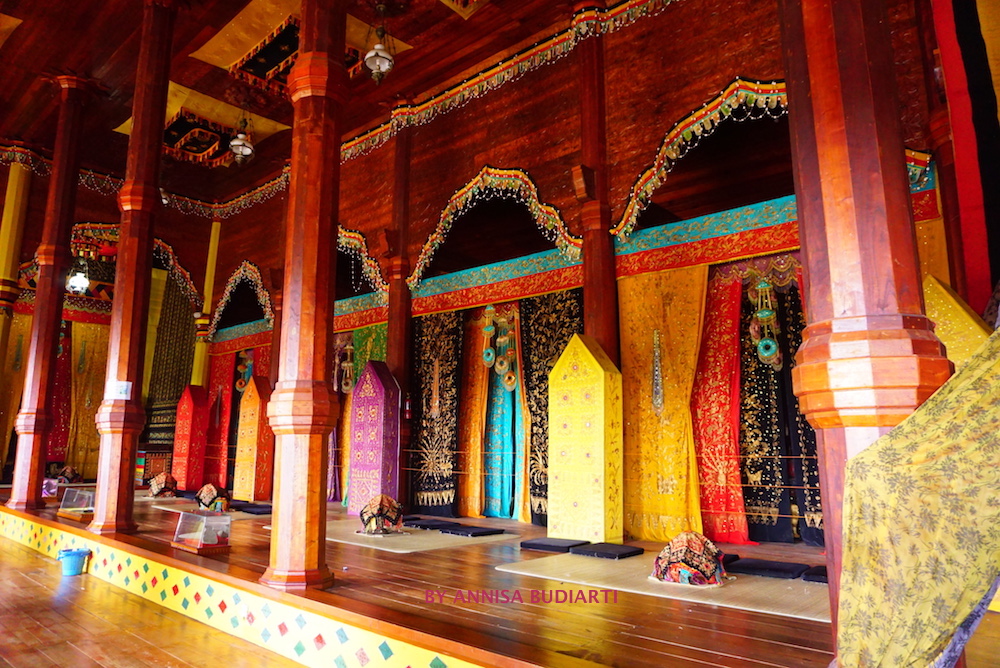 ISTANA PAGARUYUNG ATAU ISTANO BASA? YUK WISATA KE PADANG