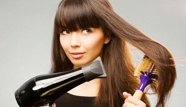 Mitos y leyendas sobre la salud: ¿Es malo no secarse el pelo?