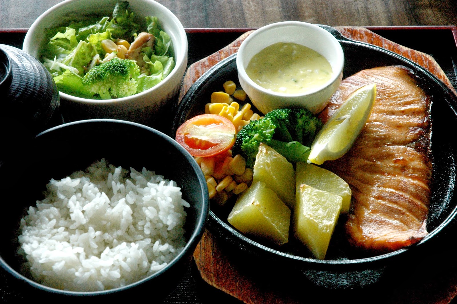 DUDE FOR FOOD: Watami's New Lunch Sets