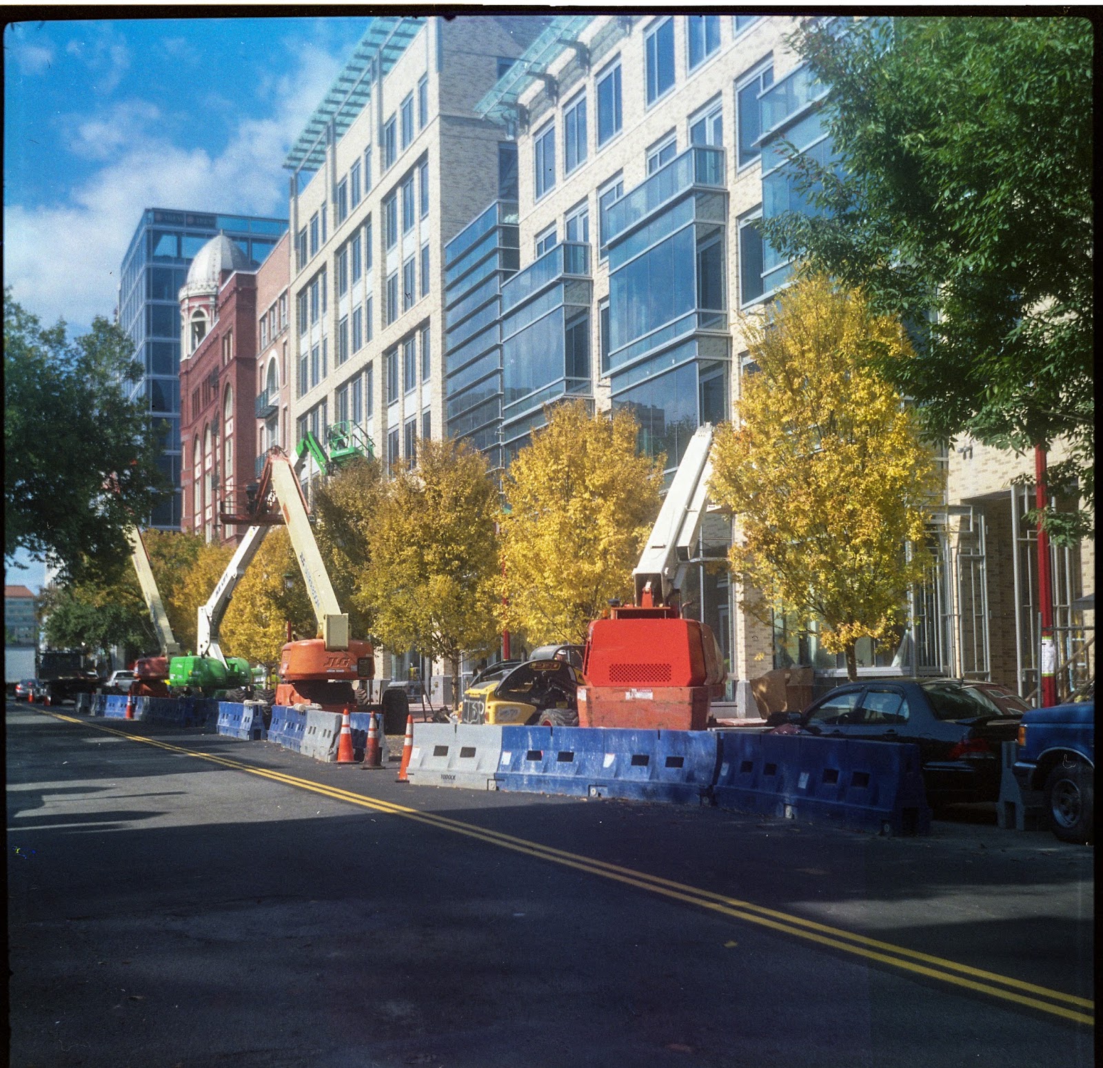 A Quirky Guy with a Camera: A Speedy Trip Back to 120: The Ansco Speedex