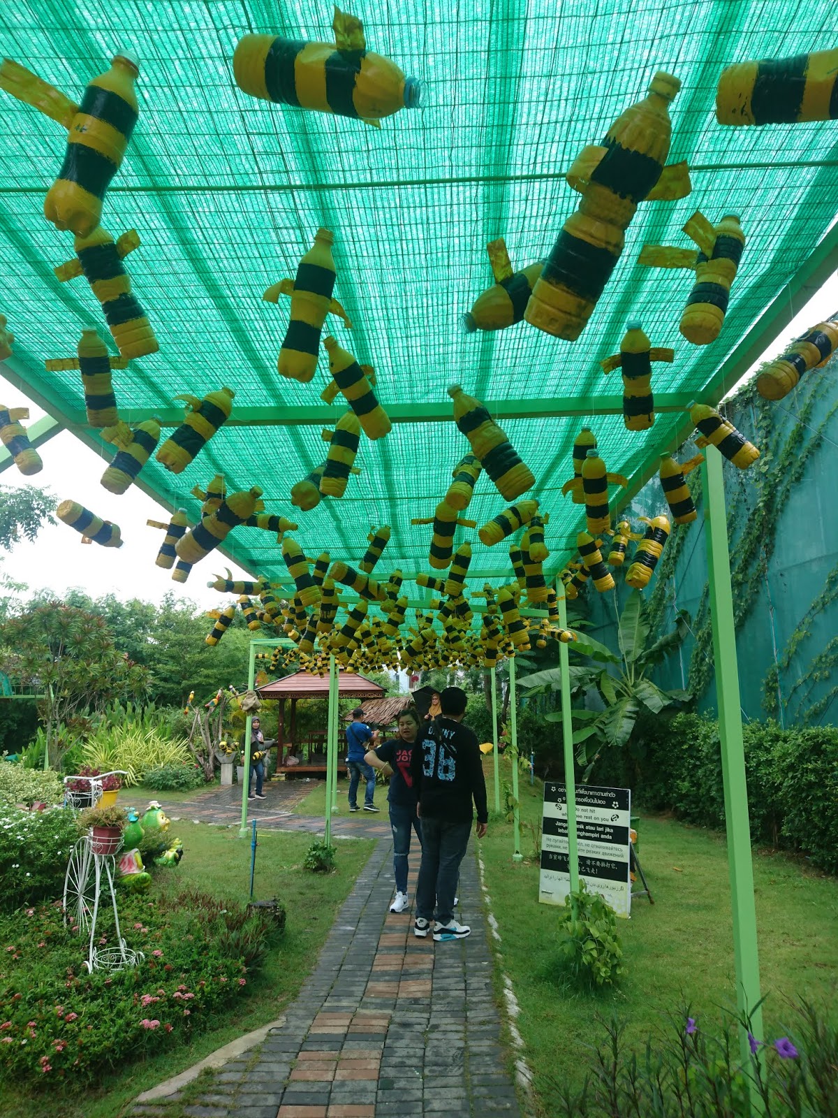 享受生活: Big Bee Farm (Hat Yai)