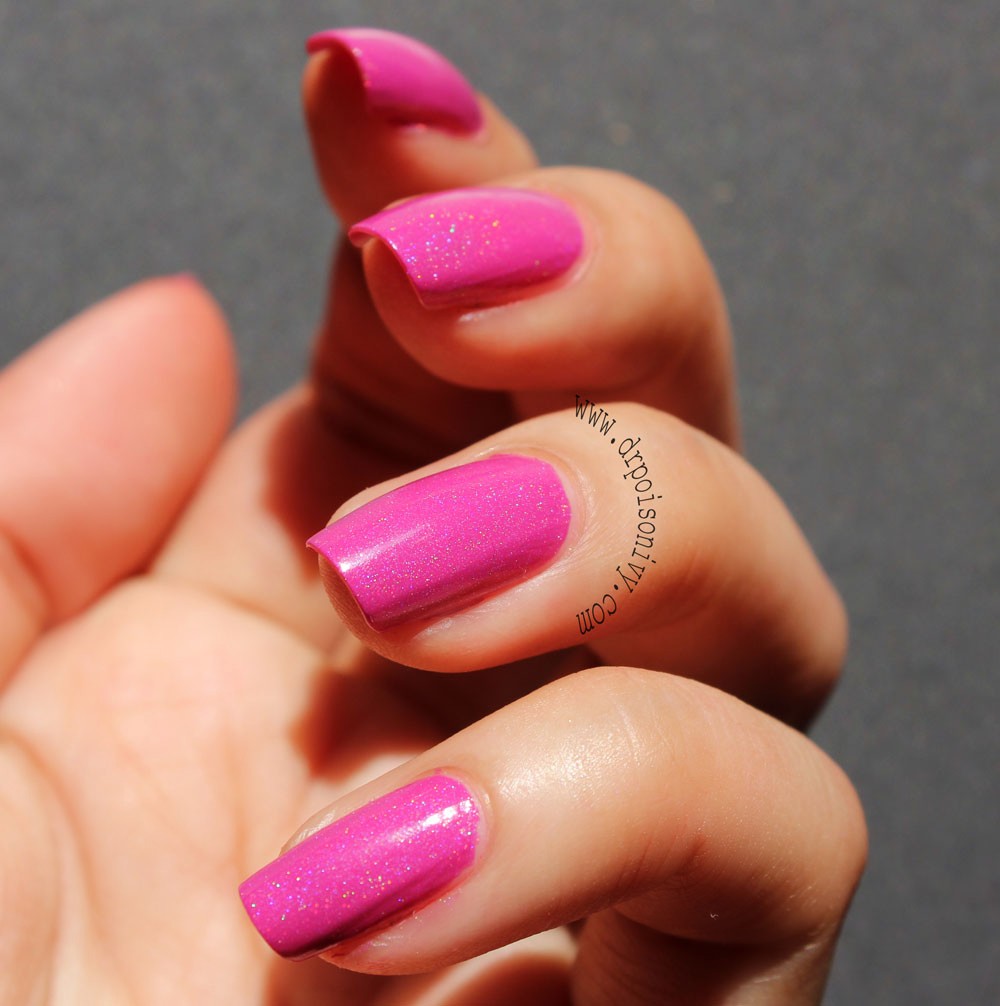 Dr.Poison Ivy's Beauty Blog: Nail Nation 3000 Holographic Polish swatches