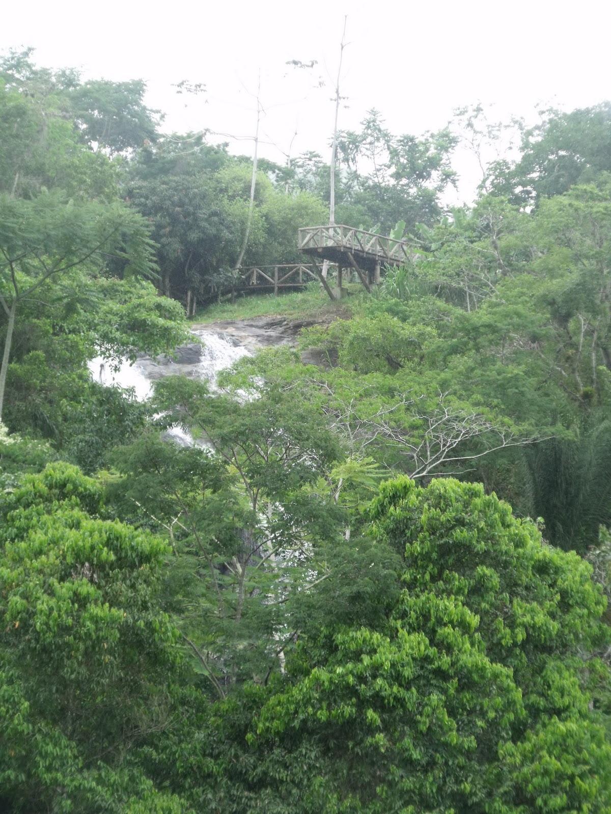 Blog Anxieta Cajati: Cachoeira da Capelinha - Cajati - SP Parque do Rio ...