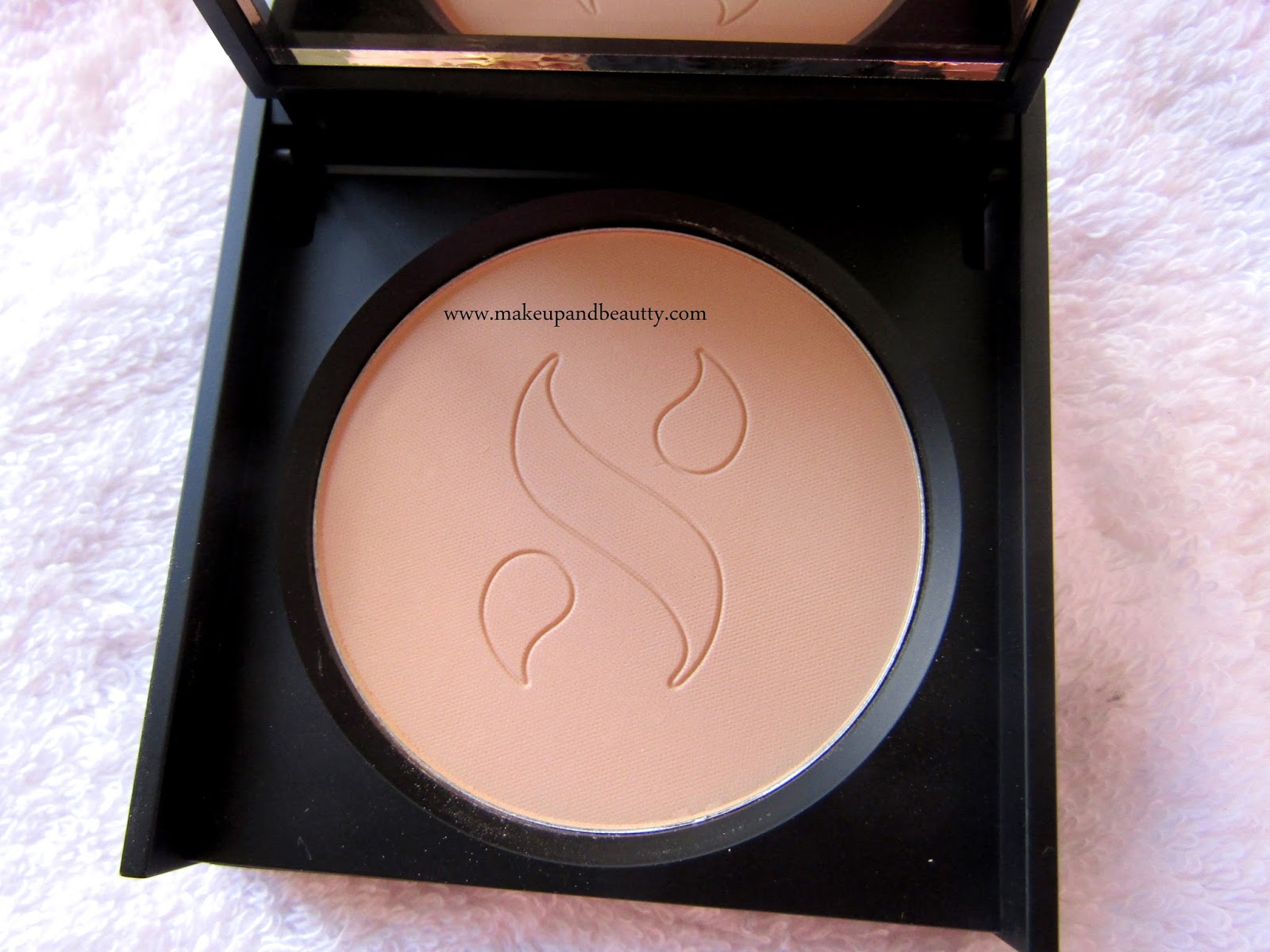 Makeup and beauty !!!: REVIEW AND SWATCHES OF SUGAR COSMETICS "AS N*DE ...