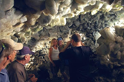 The Crystal Cave in Ohio 'Huge Celestite Crystals' - Geology In