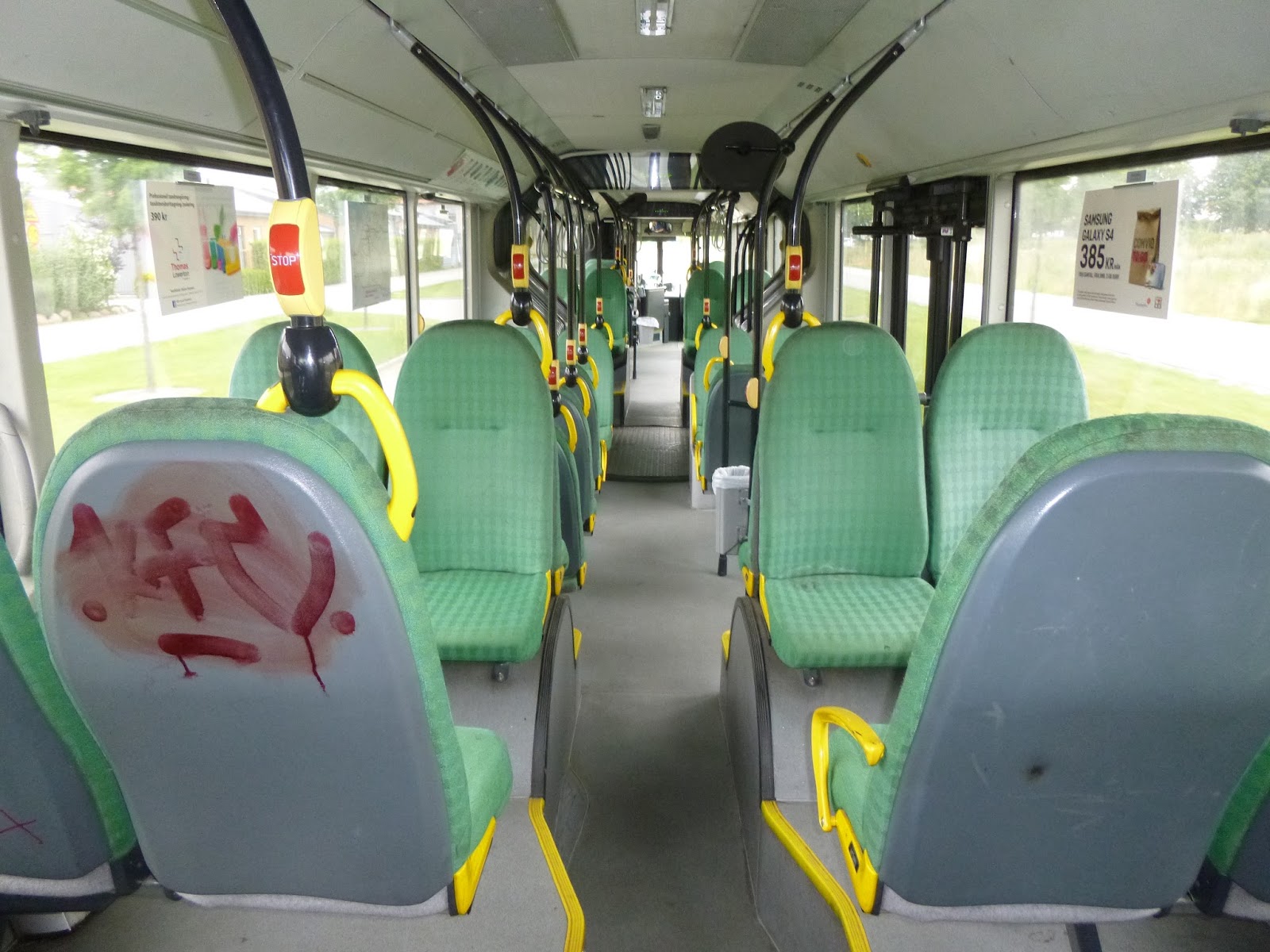 Strandhemliv: Var god - ta din tidning och välj valfri plats