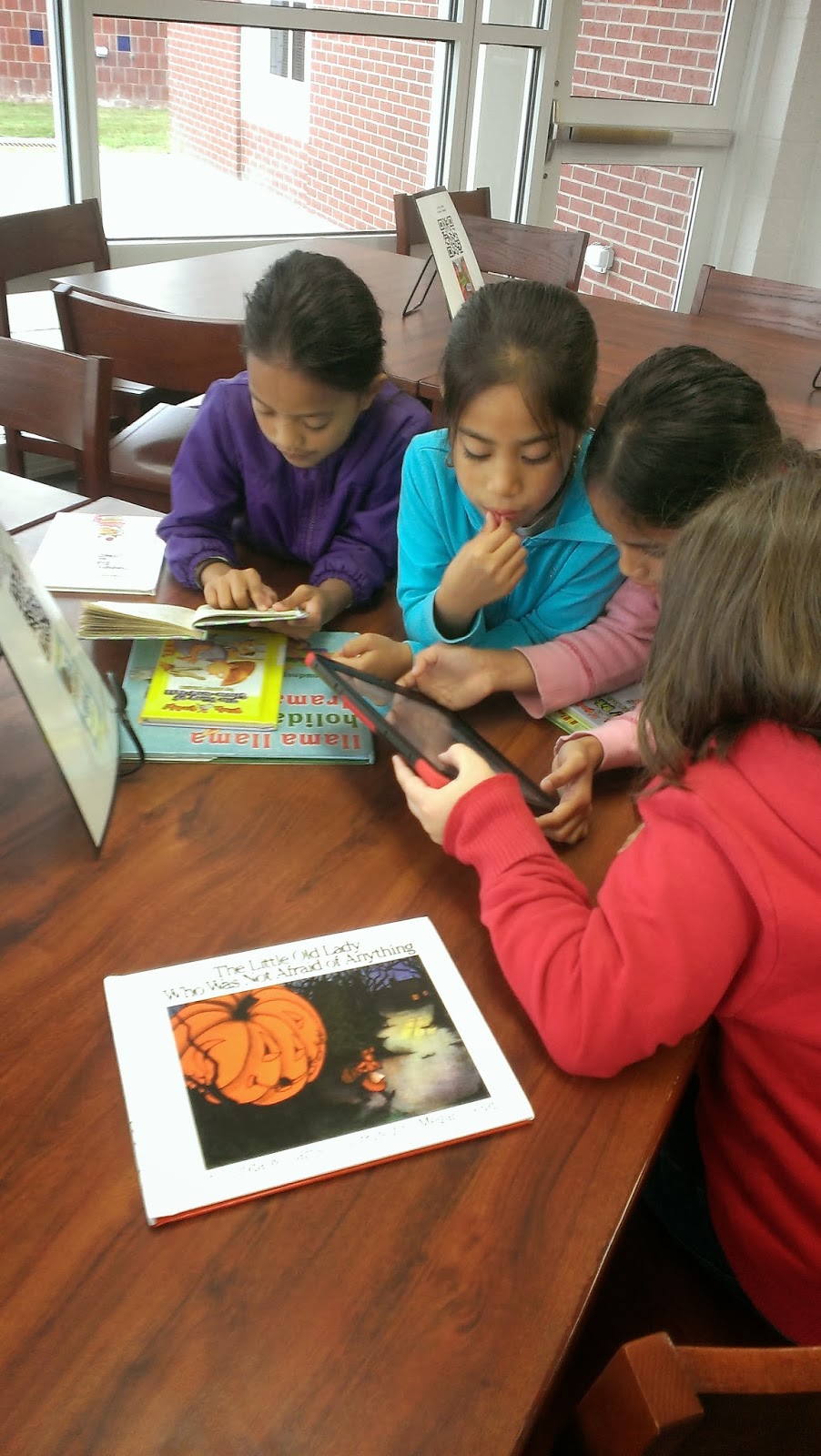 Sonora Elementary Library