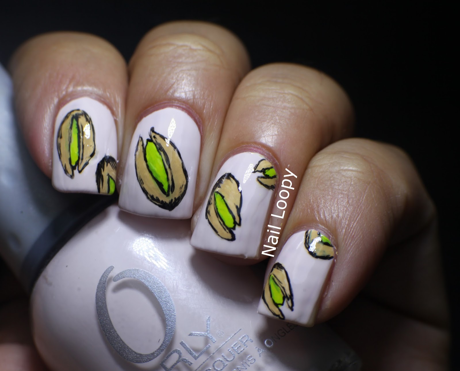 nail loopy: PISTACHIO NAILS