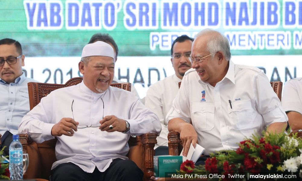 DIALOG RAKYAT: PAS Kelantan: Najib tak faham konsep federalisme