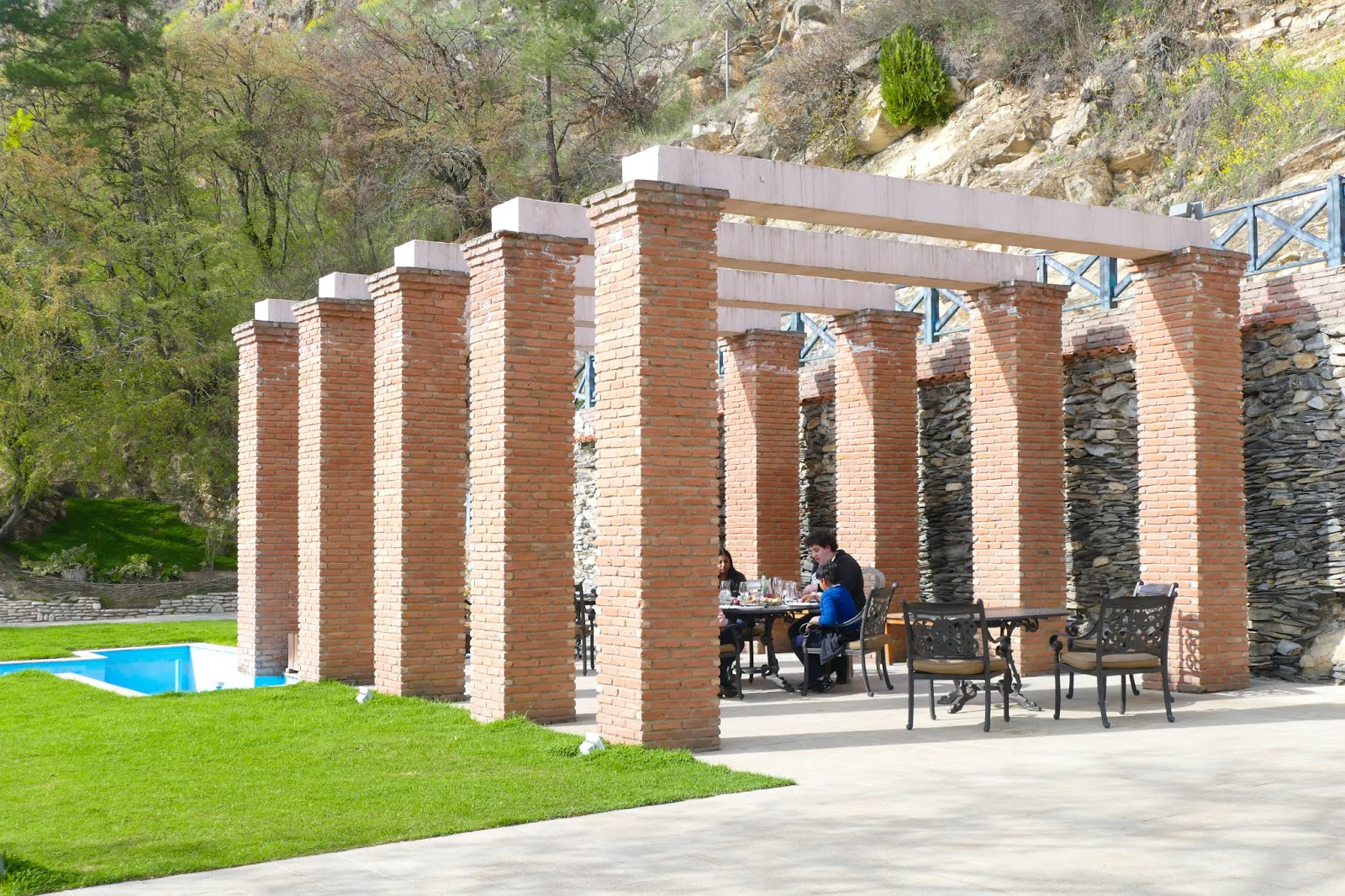 Andrew's Blog: 高加索豪遊之旅-Winery Hareba葡萄酒莊篇